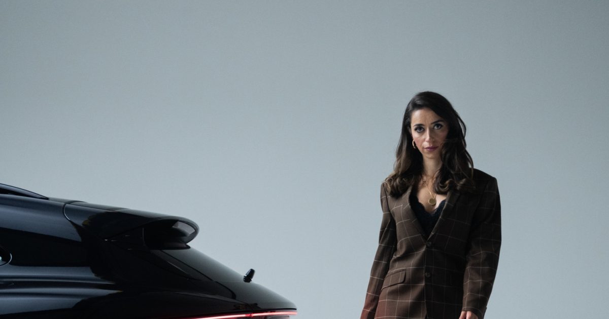 Zeynep Dag: "Sommige ontwerpen maak ik… | Discovered by Porsche